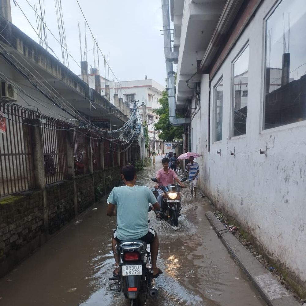 Sitamarhi city installs pump sets to combat persistent waterlogging ...