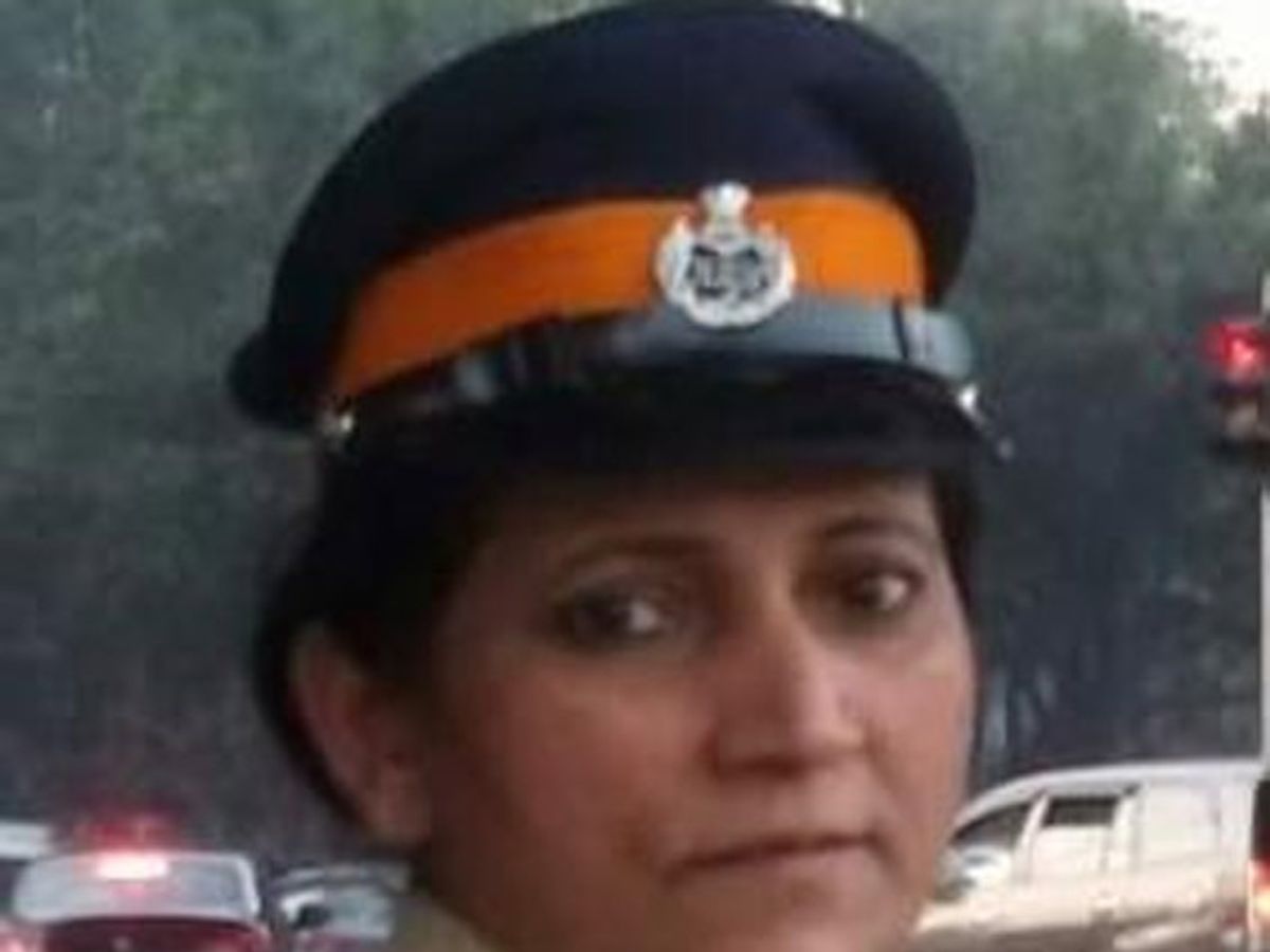 Sujata Patil's Instagram, Twitter & Facebook on IDCrawl