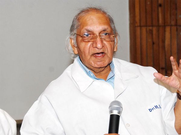 The world's famous dr h l Trivedi's condition severe, filed in ICU ...
