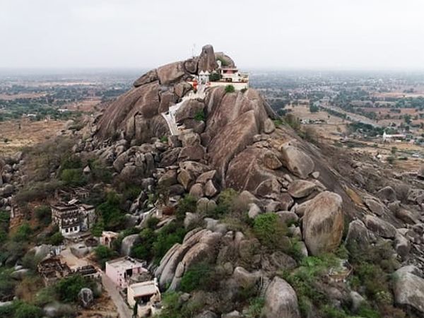 Lord Vishnu freed from Ravana and installed Liladhari Mahadev Shivling ...