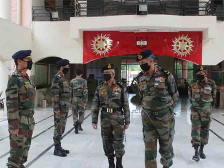 Commander of Southern Command of Indian Army took stock of military ...