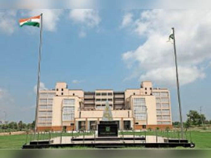 11 buildings of the Central University will be inaugurated online today ...