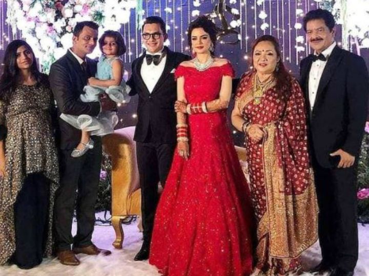 Udit narayan family - ifpsawe