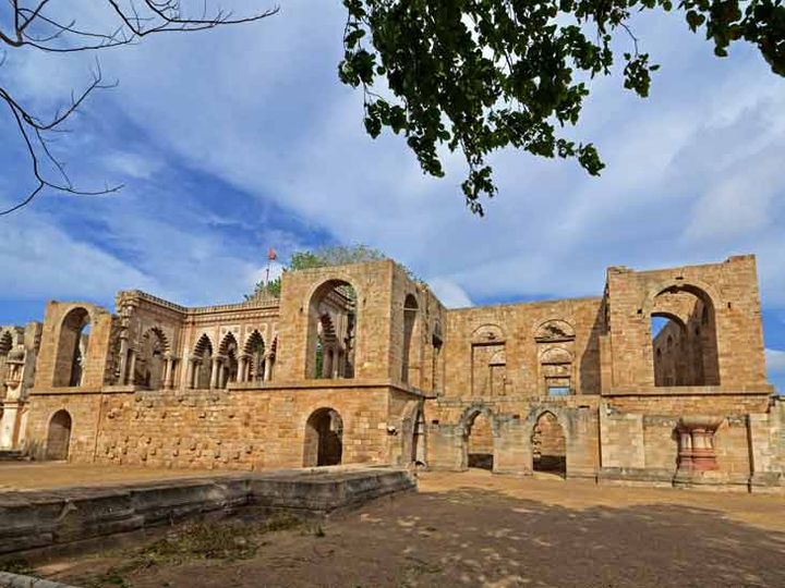 world heritage week know about Hawa Mahal of Wadhwan city | રાણી ...