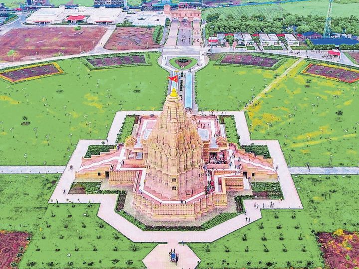 The greenery of the greenery surrounding the Khodal Dham temple, the ...