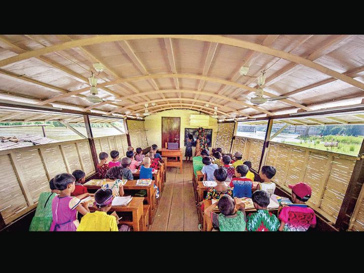 Floating school in Bangladesh | હાઉર 8 મહિના સુધી પાણીમાં ડૂબેલું રહે ...