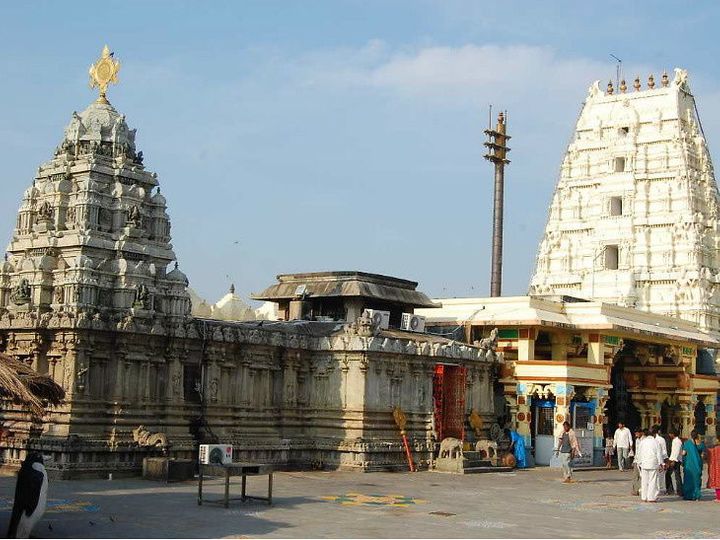 Shri Kalahasti Temple is the Shivling of the Vayu element from the ...