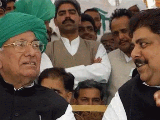 Om Prakash Chautala-Expelled from home over watch smuggling case
