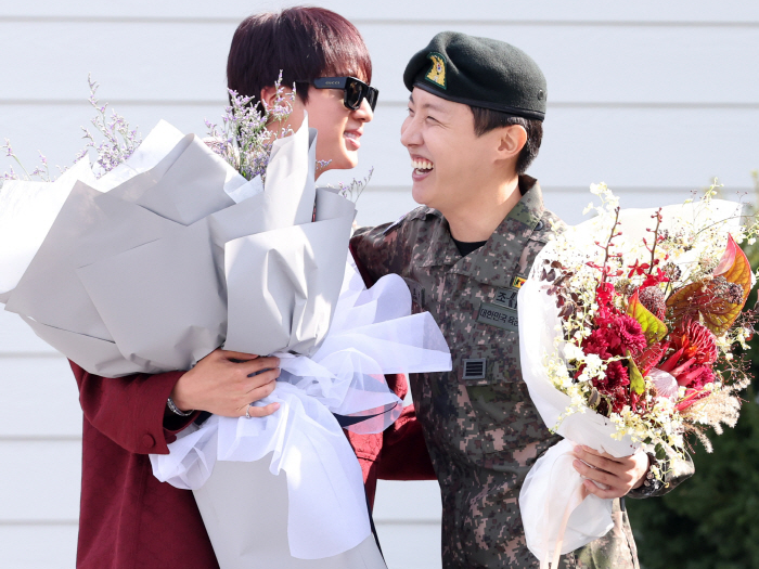 J-Hope returns to civilian life: BTS member discharged from military ...