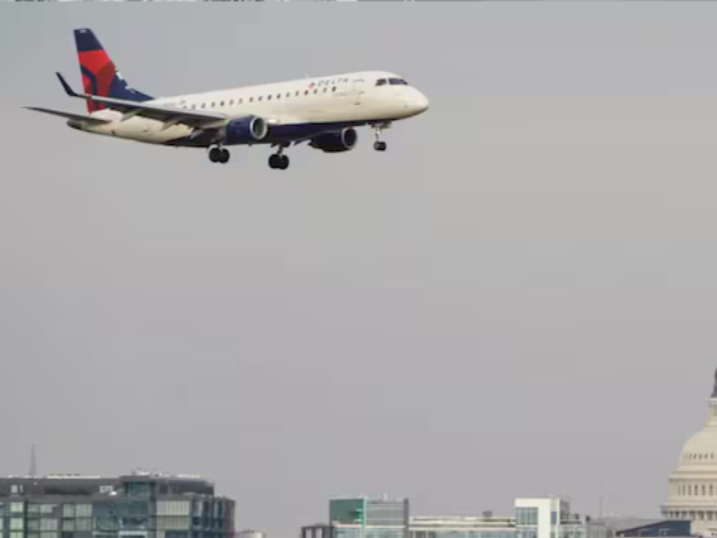 Delta flight near-miss collision with US Air Force jet Aircraft avoids ...