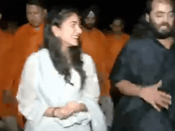 Anant Ambani completes a 170 km pilgrimage 'padyatra' | Bhaskar English