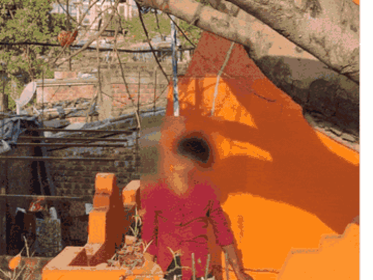 Man found hanging to tree in Bhopal’s Chhola: Police suspect suicide ...