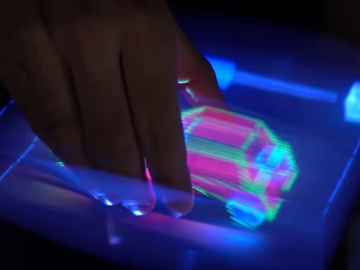 You can now feel and touch holograms like they’re real-japanese ...