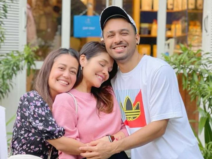 Sonu Kakkar cut ties with siblings Neha kakkar and Tony kakkar | Bhaskar English