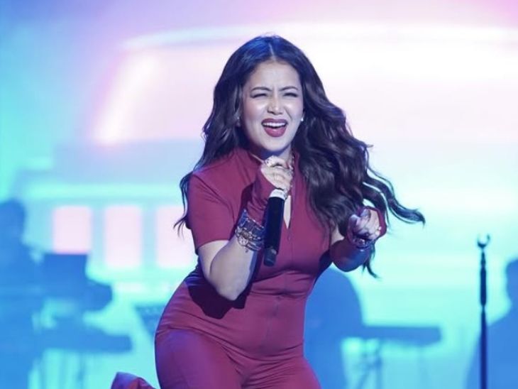 Neha Kakkar refused to sing for 'only 700 people' | Bhaskar English