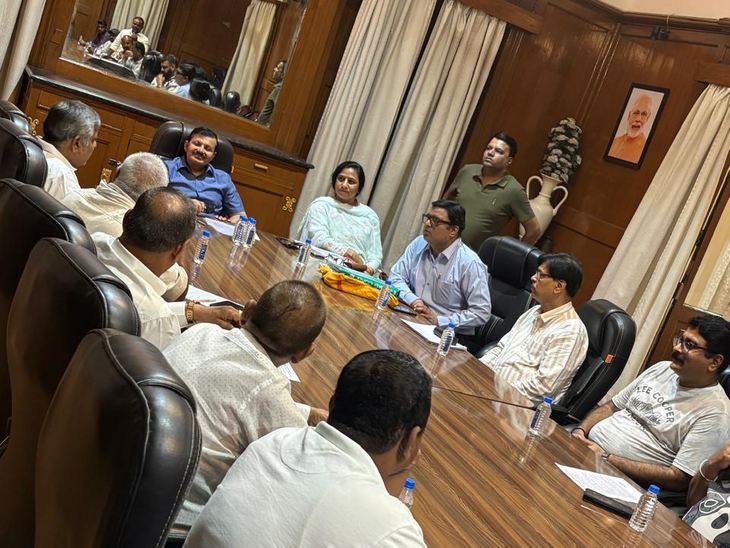 Indore RTO directs schools to ensure transport compliance checks ...