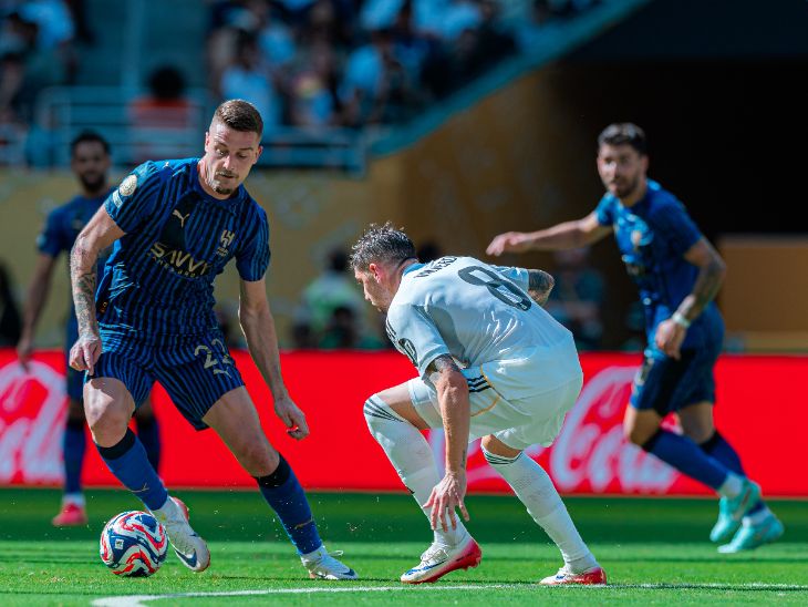 Real Madrid, Al Hilal encounter ends in 1-1 draw:: Gonzalo Garcia ...