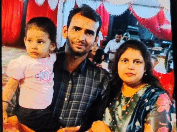 Entire family dies after car plunges into stream in Anuppur: Bodies of ...