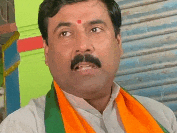 BJP leader slaps block education officer in Bhind, FIR registered ...