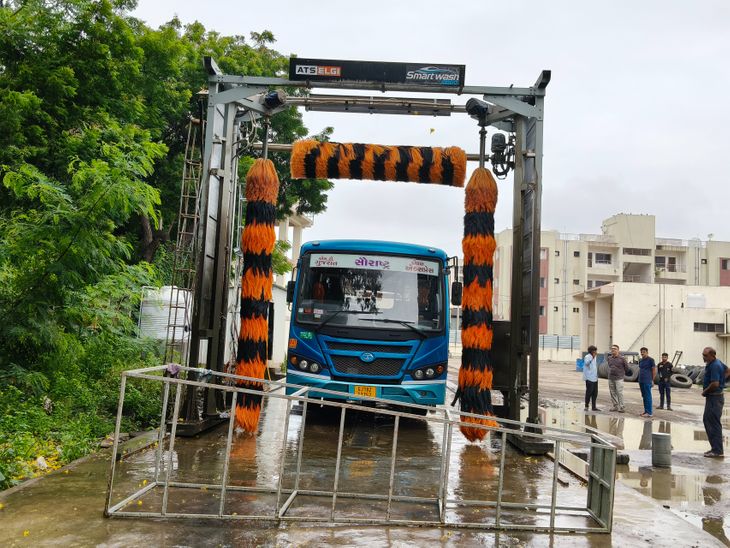 Rajkot ST installs ₹25 lakh high-tech bus cleaning machines: Automatic ...