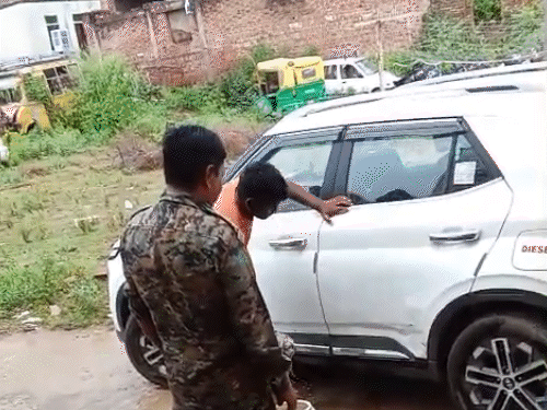 Blood-soaked youth writhes as police delay complaint: Brother forced to ...