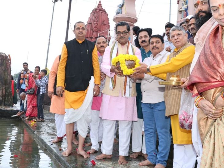 Mangal Kalash Yatra ahead of 67th Kalidas Samaroh: Begins from Shipra ...