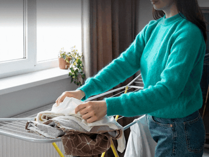 Easy hacks of drying clothes in winter