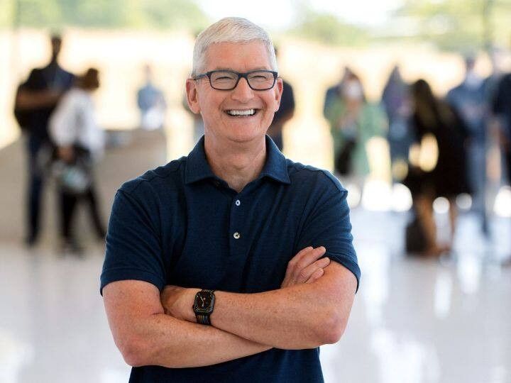 Apple tim cook retirement foldable iphone last major product