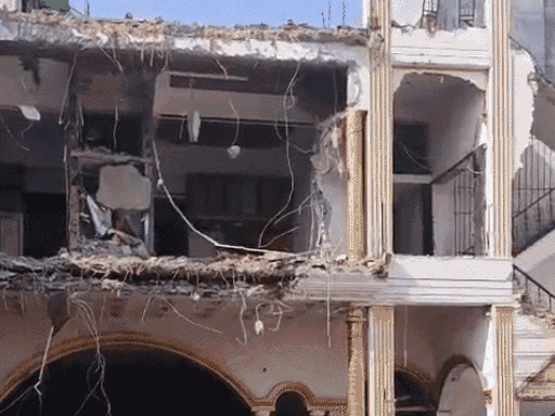 supreme court stays bulldozer action in bareilly team returns after ...