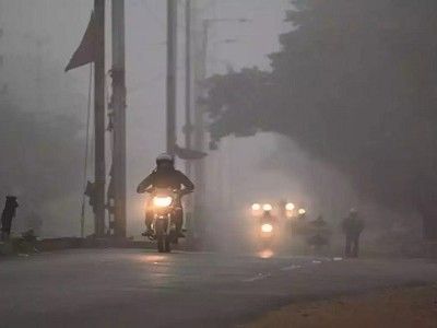 up shivers under dense fog cold wave warning 26 flights cancelled ...