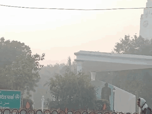 Fog clears in Lucknow due to strong winds: Mercury drops by 5.5 degrees ...