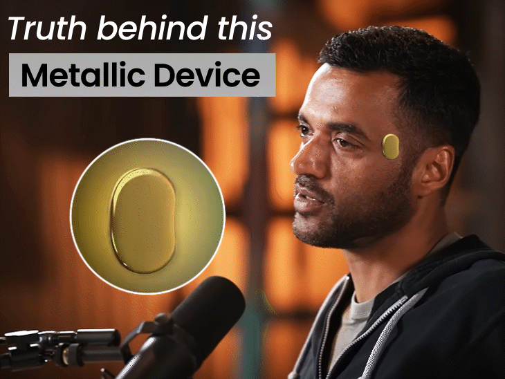 What is small metallic device seen on Deepinder Goyal’s temple?