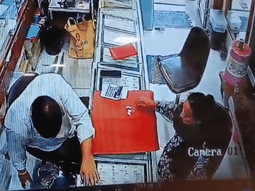 Fake Gold Ring Scam: Naroda Police Arrest Woman Behind Multiple ...