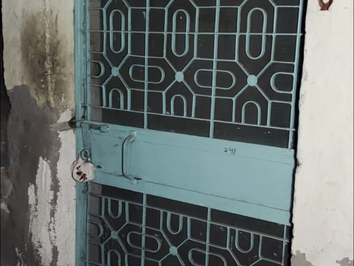 Why UP Government Sealed 300 Homes in Delhi: Masjid Colony Residents ...