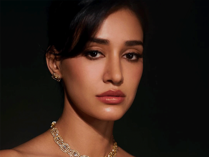 Disha Patani Video Viral at Nupur Sanon-Stebin Ben Wedding | Talwinder ...