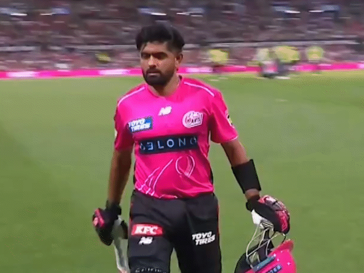 WATCH| Babar Azam smashes bat post on-field humiliation: Steve Smith ...