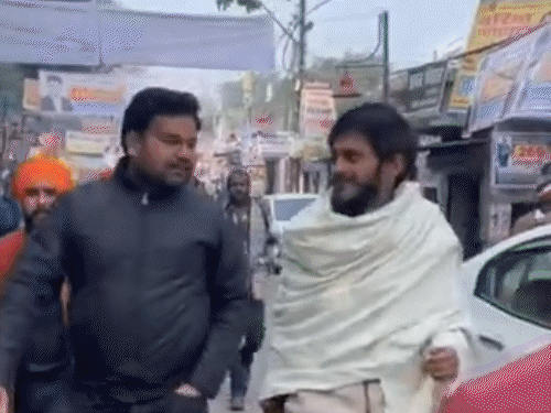 Bareilly Court Surrender: Assault Accused Reaches With Companions Amid ...