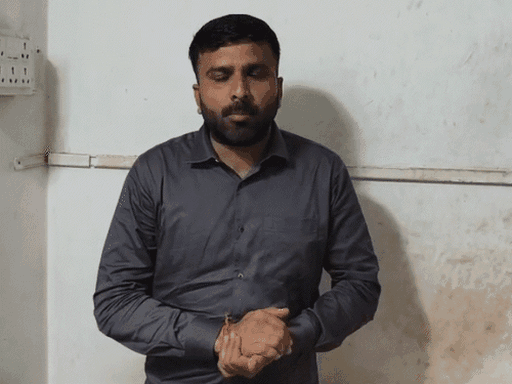 Gopal Italia Accused; AAP Leader Raju Karpada Resigns | Gujarat Politics