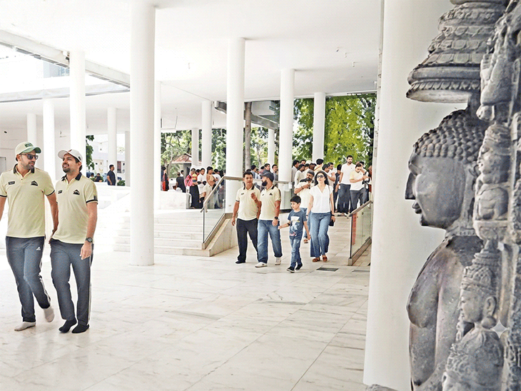 Gujarat Titans Players Visit Koba Tirth Jain Museum; Blessings Sought
