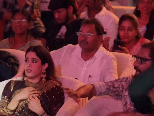 Janhvi Kapoor Scared at Peddi Promotion | Ram Charan Lookalike Fan Event
