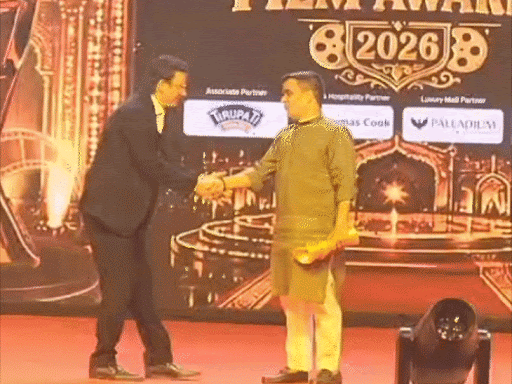 Divya Bhaskar Gujarati Film Awards 2026: Arvind Vaidya & Sharman Joshi ...