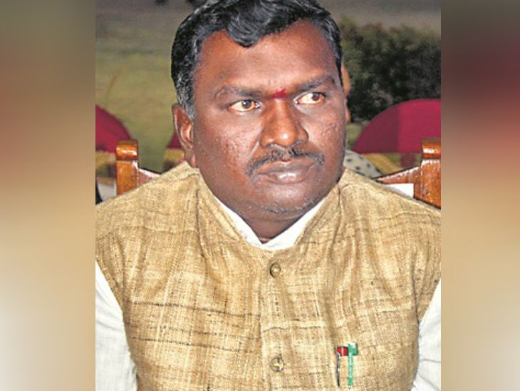 Former DGP wife including 15 vips land sell government landmaker, aamod ...