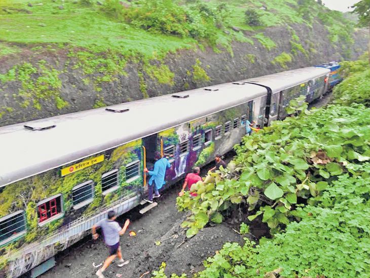 Second round of Mhow-Kalakund Heritage train also started