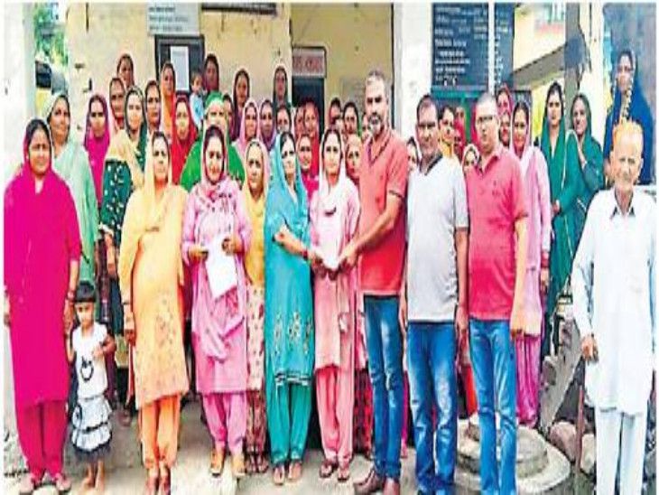 Liquor and wine shop opened in night without the permission of ...