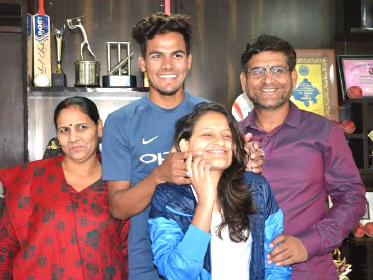 Deepak Chahar became a cricketer to fulfill his father\'s dream