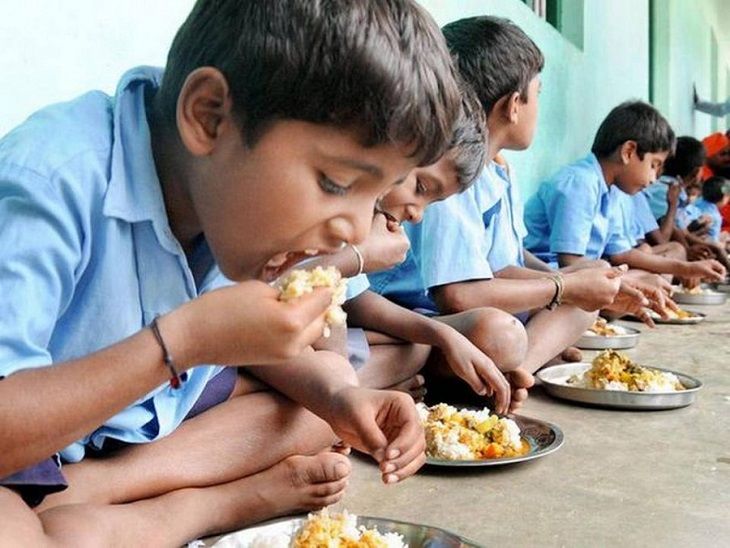 Rancid food served in mid day meal, children become ill at dongargarh ...