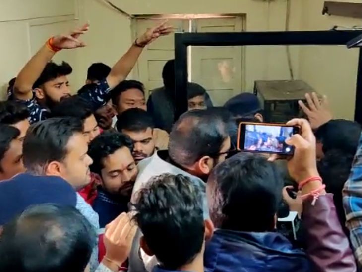 DAVV Girl Hostel: Rucks Over Devi Ahilya University New Kamala Nehru ...