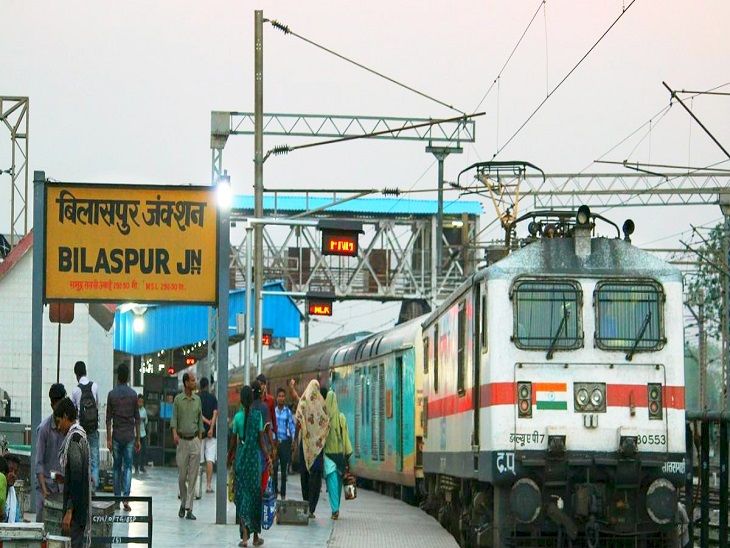 Gold and diamond jewelry stolen in Pune Hatia Express train complaint ...