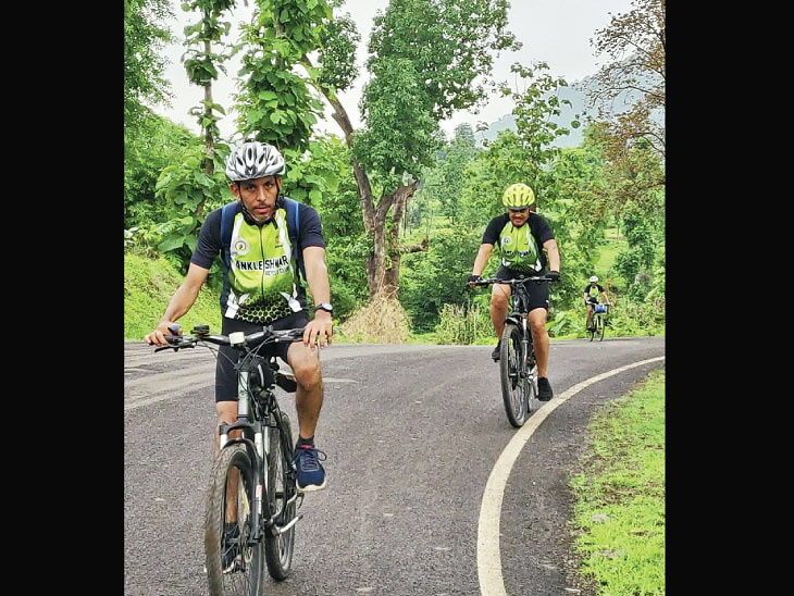 The morning of the wealthy industrialists of Ankleshwar begins with a ...