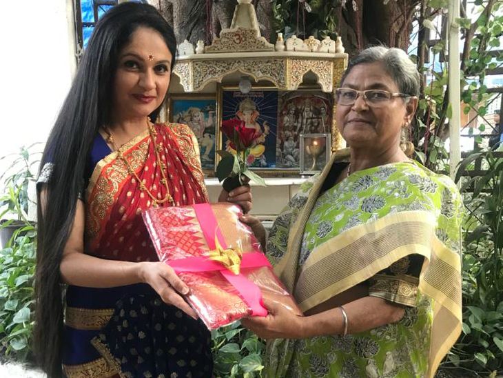 72-year-old Madhu sharma arrived Mumbai from Lucknow to meet Gracy ...